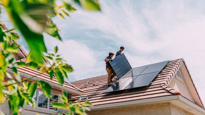 PVT-Kollektoren: Photovoltaik und Solarthermie in einem System