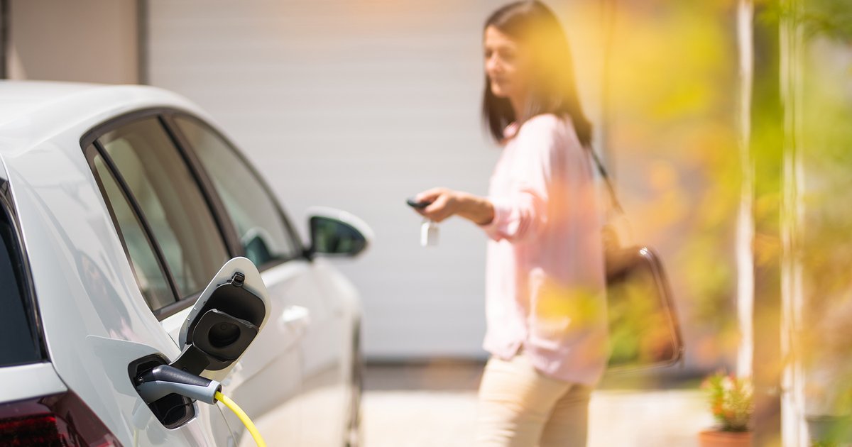 Elektroauto mit Solaranlage laden: Das sollten Sie beachten.